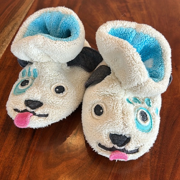 Acorn | Shoes | Acorn Puppy Slippers Kids 89 | Poshmark